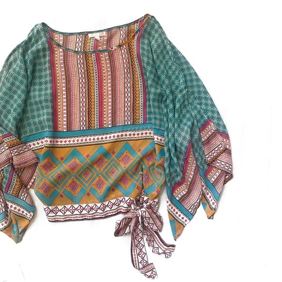 Gianni Bini | Tops | Gianni Bini Boho Cut Out Sleeve Peasant Top | Poshmark